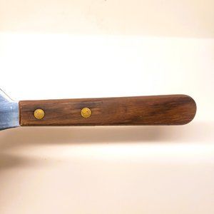 Nevco | Kitchen | Vintage Nevco Serrated Knife Angled Wood Handle Mcm 2 ...